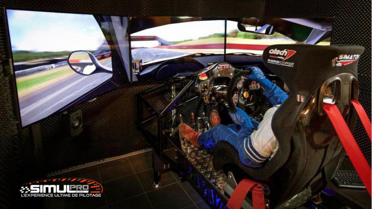 Simulateur de course auto en VR
