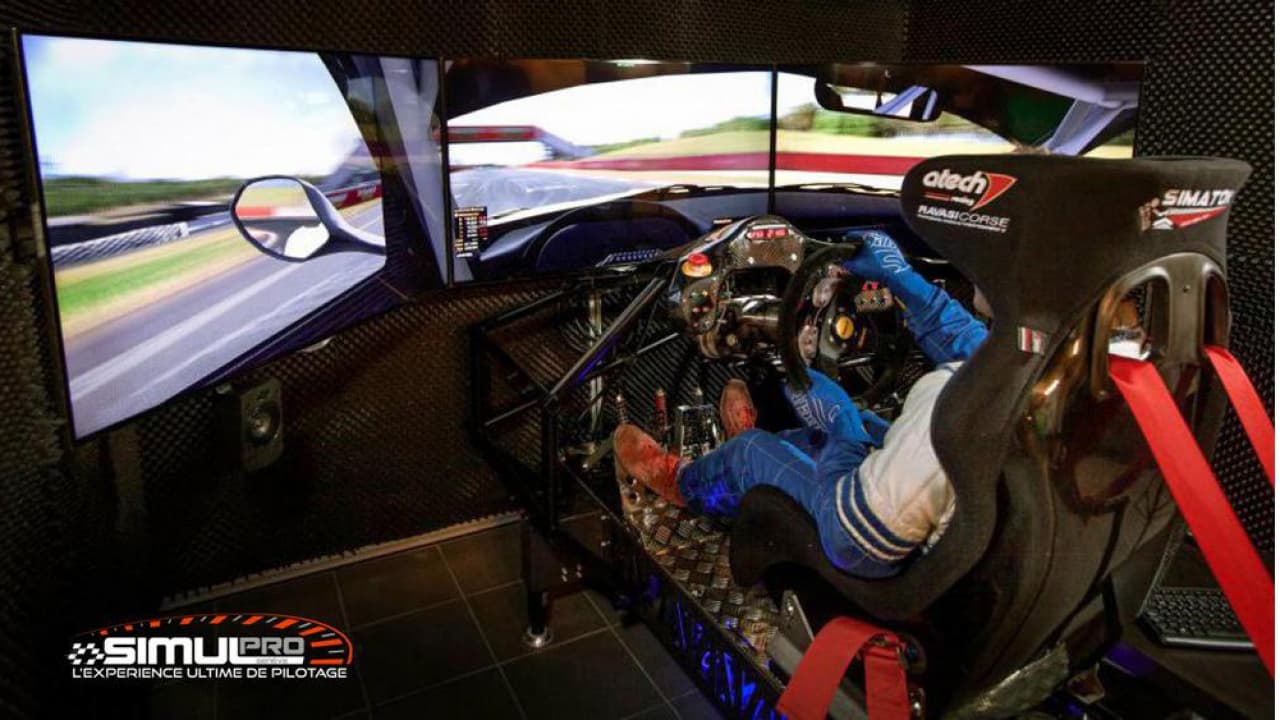 Simulateur de course automobile - 1 session de 20min 5